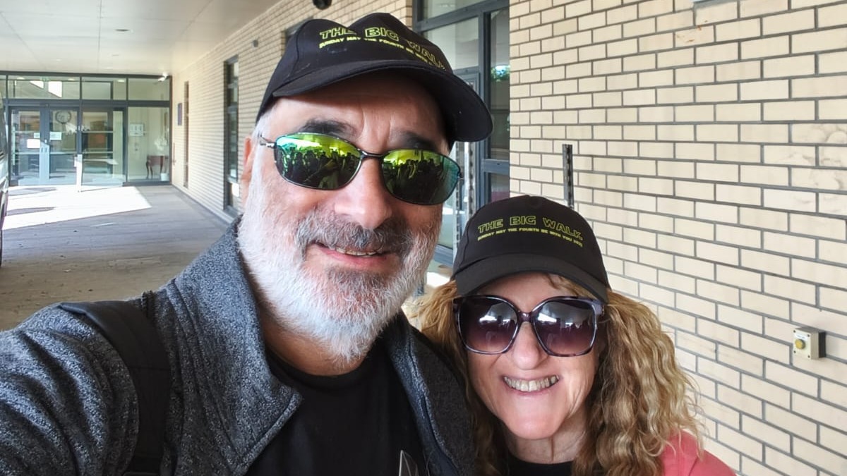 Richard and Stacey Taylor - The Big Walk -TODAY!!! - GiveWheel